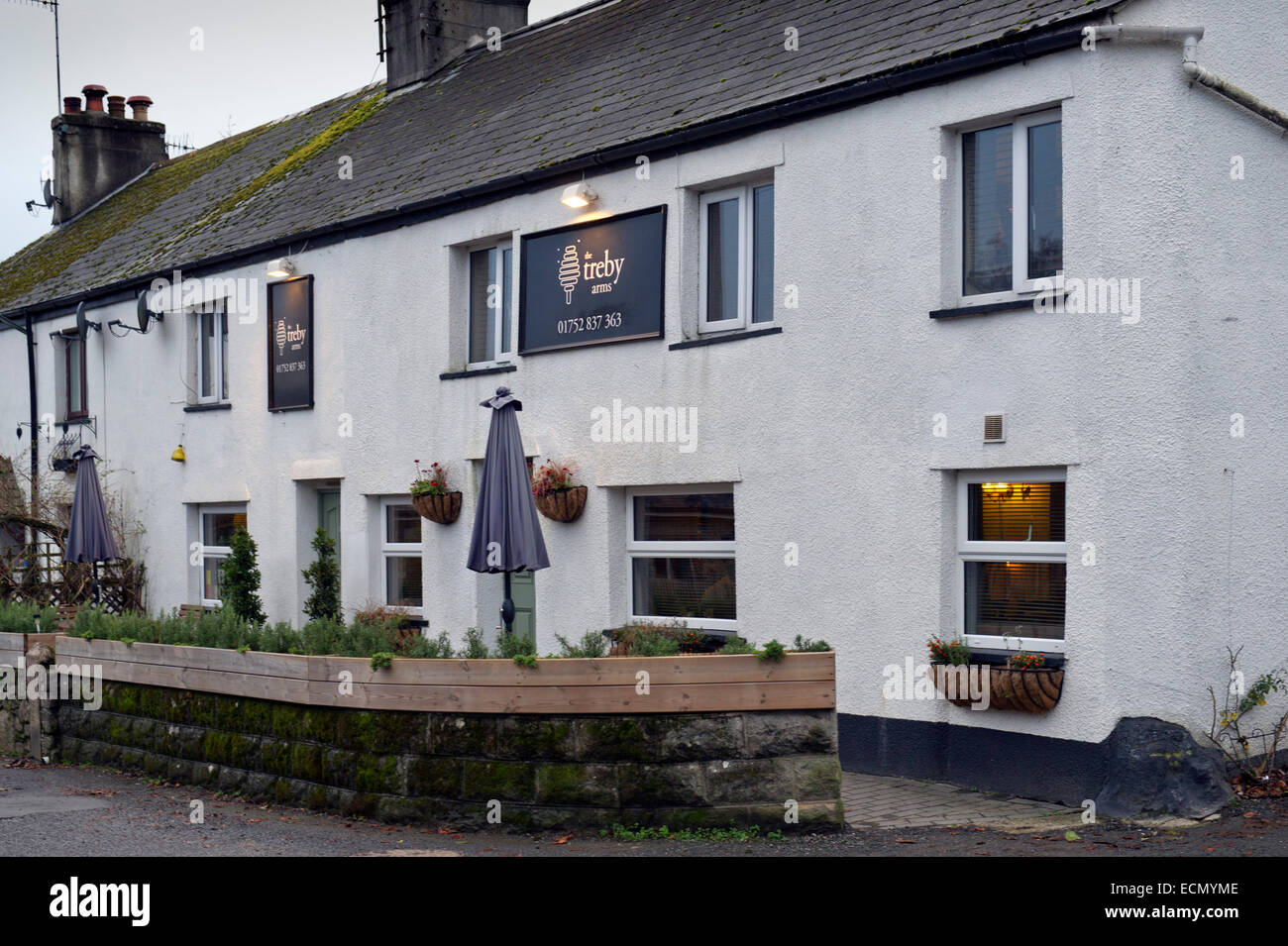 Sparkwell hi-res stock photography and images - Alamy