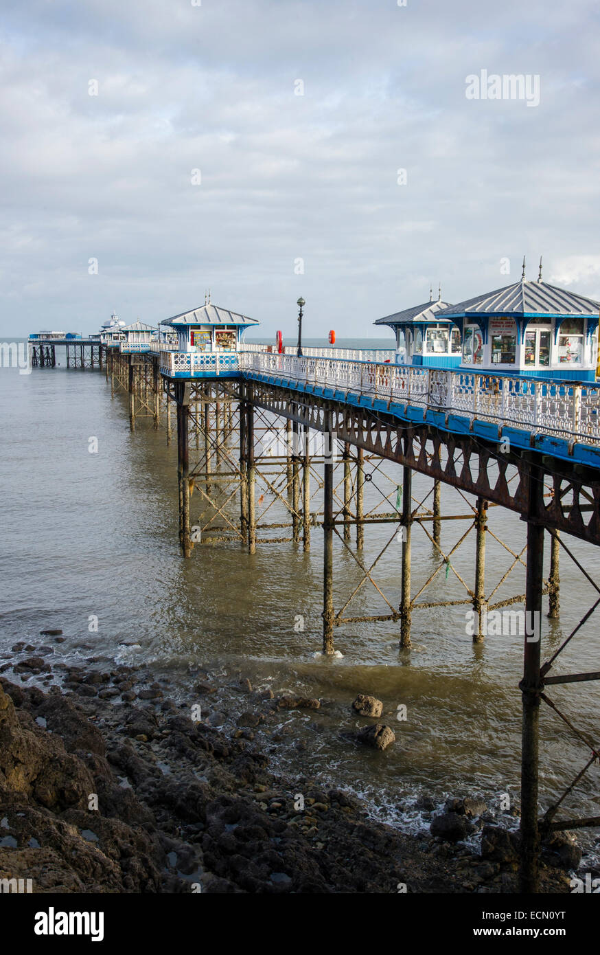 victorian-seaside-architecture-hi-res-stock-photography-and-images-alamy