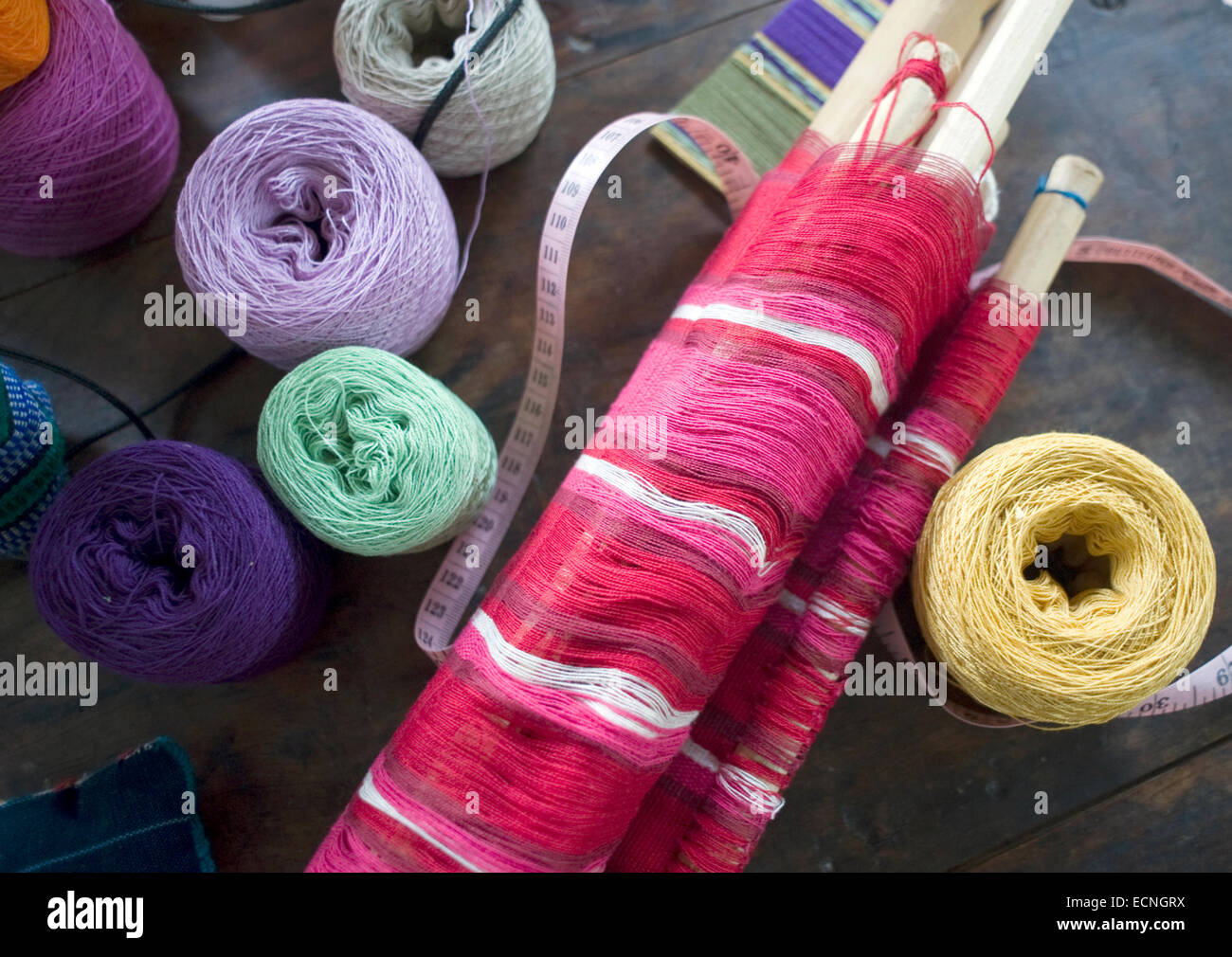 Backstrap loom hi-res stock photography and images - Alamy