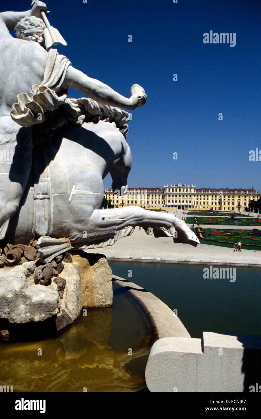 Austria, Vienna, Schonbrunn Palace, Fountain Stock Photo - Alamy