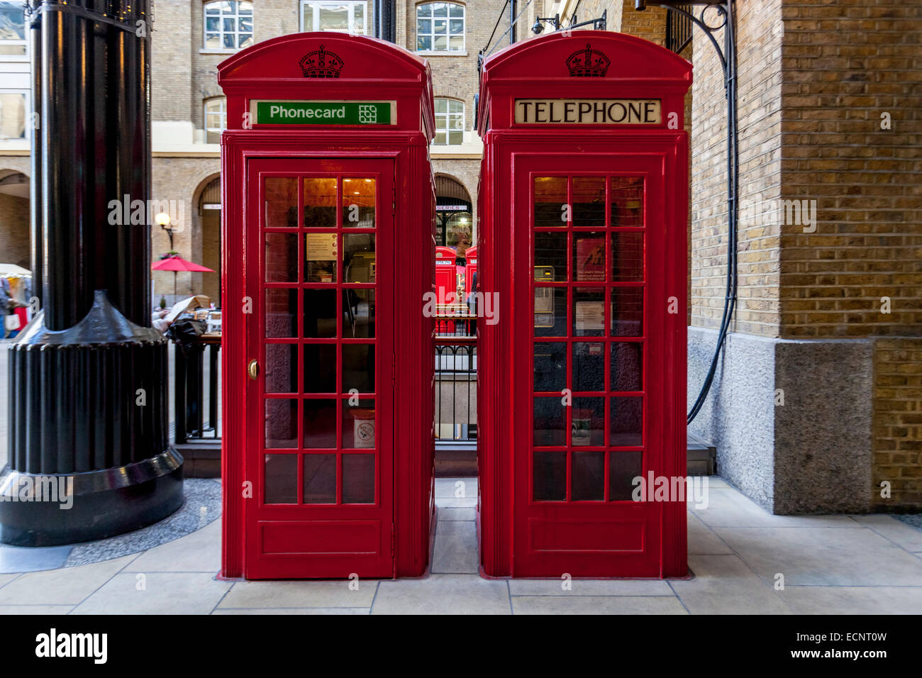 Traditional Telephone Boxes, Hay's Galleria, London, England Stock ...