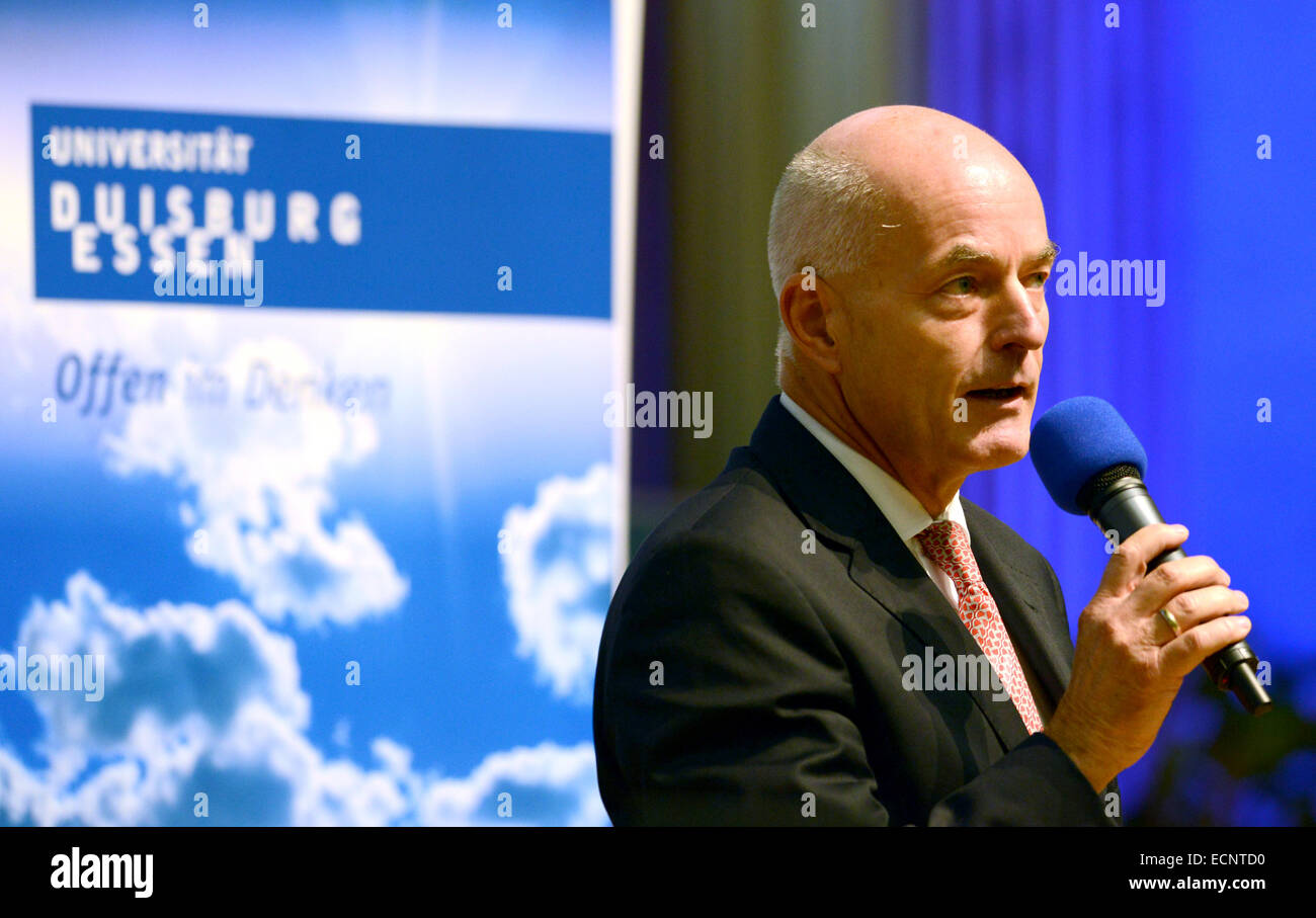 Duisburg, North Rhine-Westphalia, Germany. 17th Dec, 2014. Regional ...