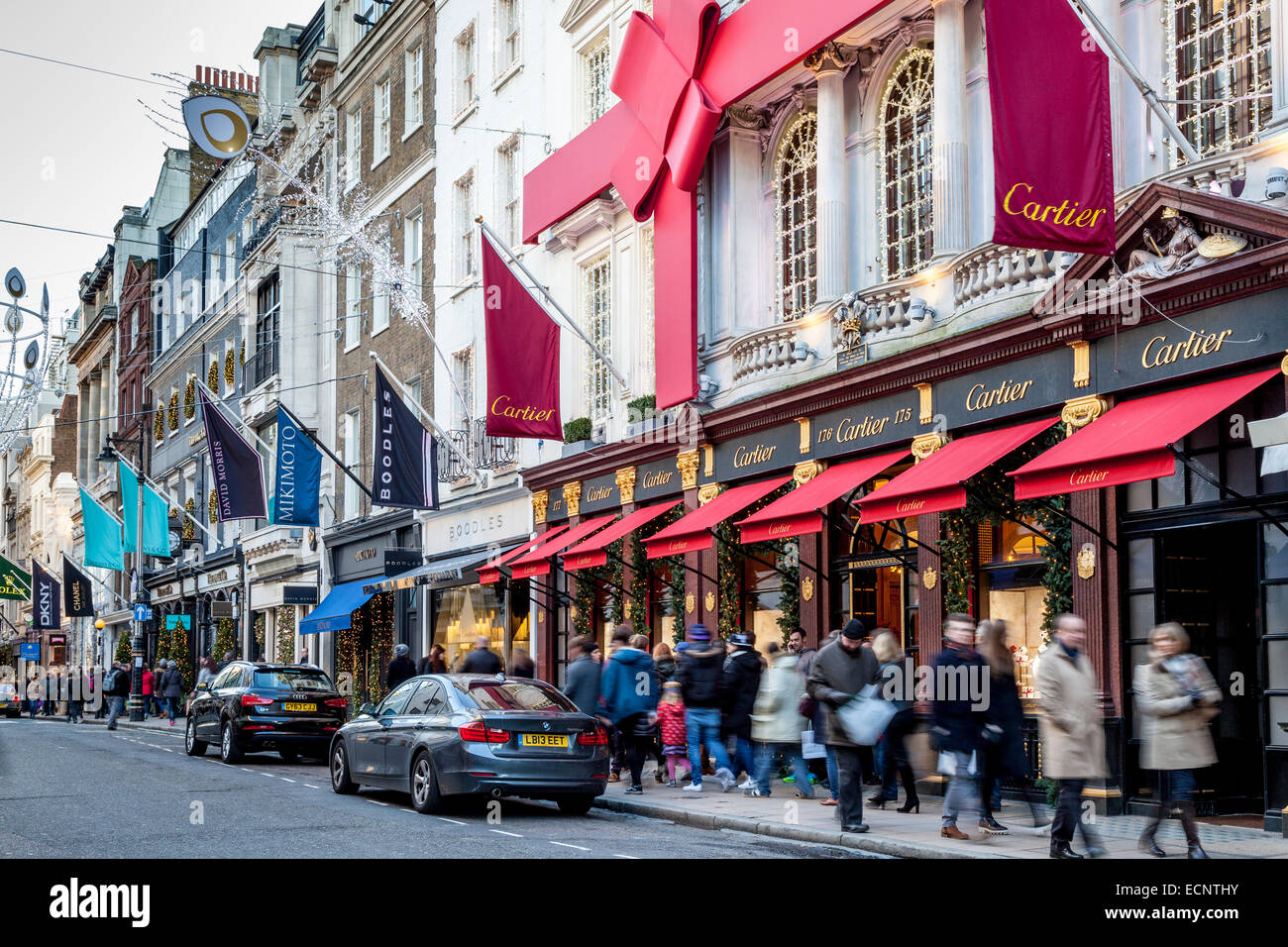 Cartier boutique hi-res stock photography and images - Alamy