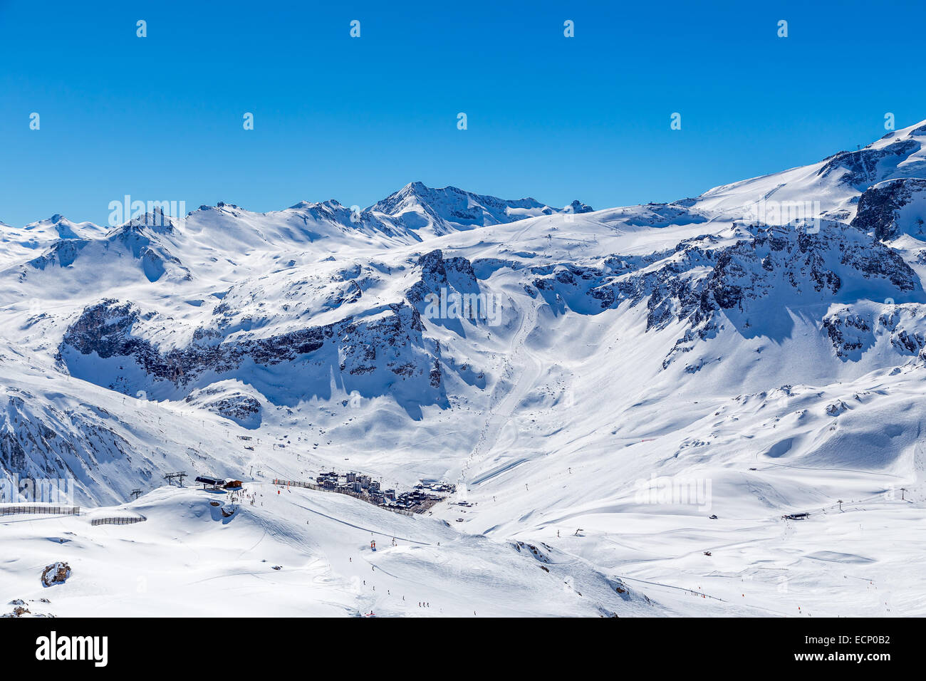 Tignes and snow and landscape hi-res stock photography and images - Alamy