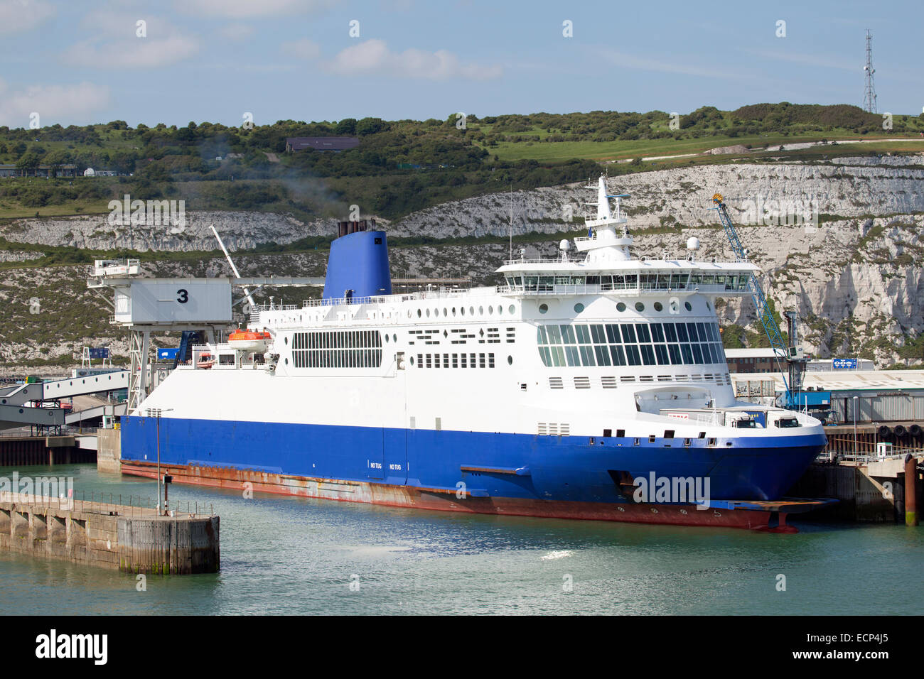 Dover fährhafen hi-res stock photography and images - Alamy