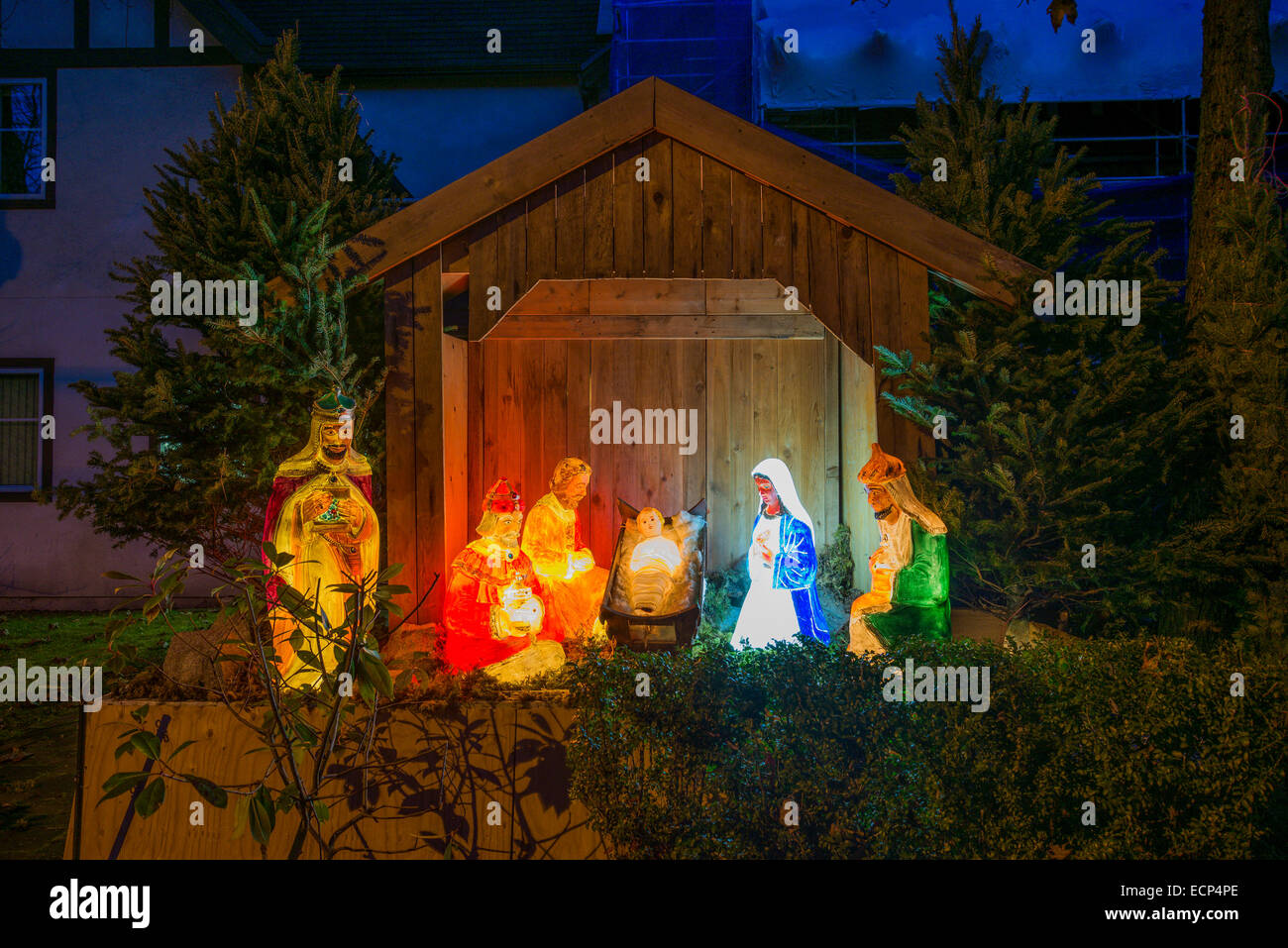 Illuminated nativity scene display Stock Photo - Alamy