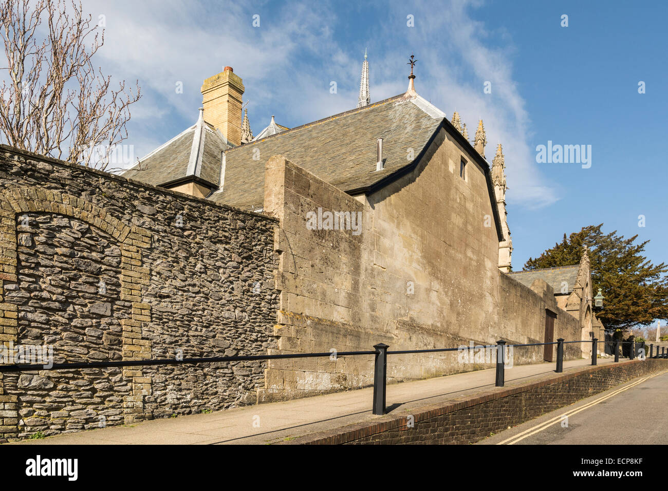 Parson's Hill, Arundel with Arundel Cathedral just visible in the ...