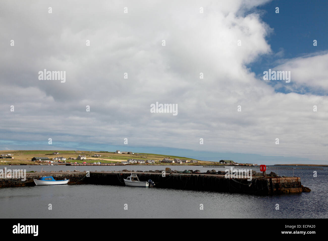 The harbour at Uyeasound on the south coast of Unst, Shetland Stock ...