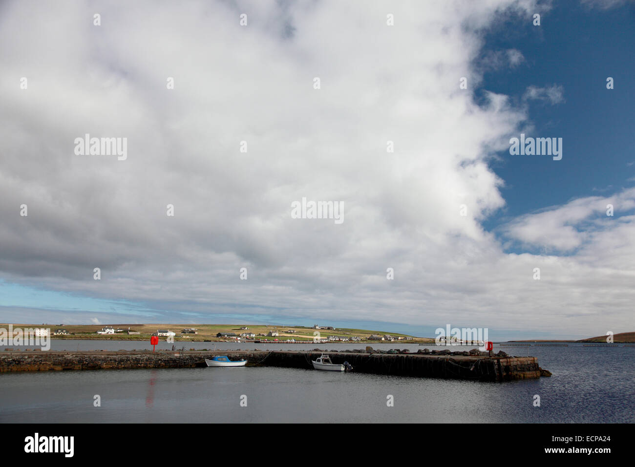 The harbour at Uyeasound on the south coast of Unst Stock Photo - Alamy