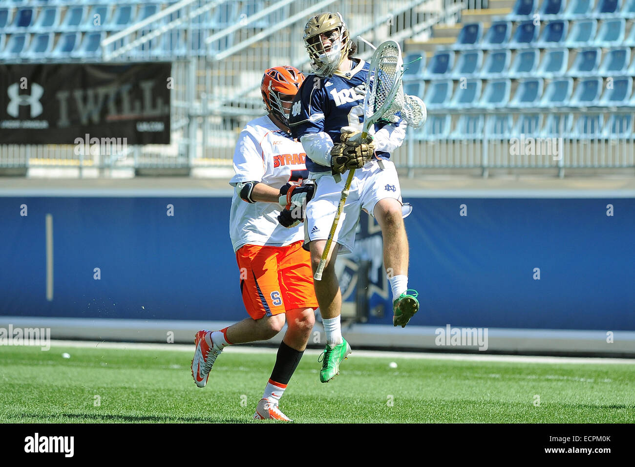 April 27, 2014: Notre Dame Fighting Irish goalie Conor Kelly (R ...