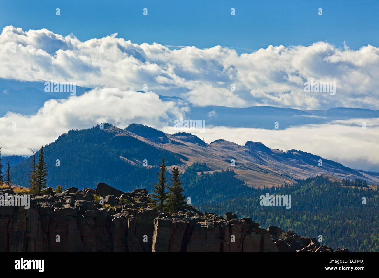 View from NORTH CLEAR CREEK GORGE and the San Juan Mountains - SOUTHERN ...