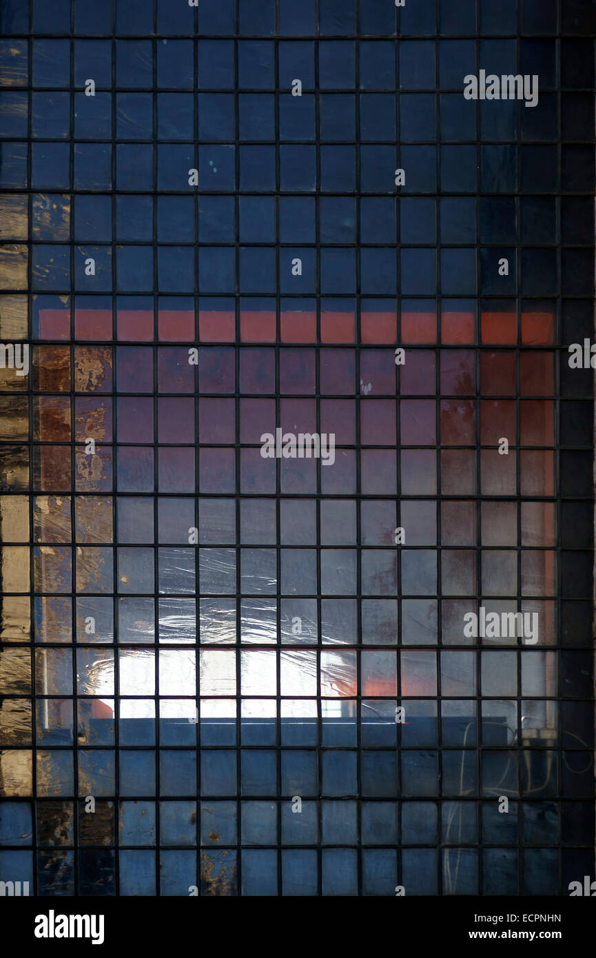 Lattice window hi-res stock photography and images - Alamy