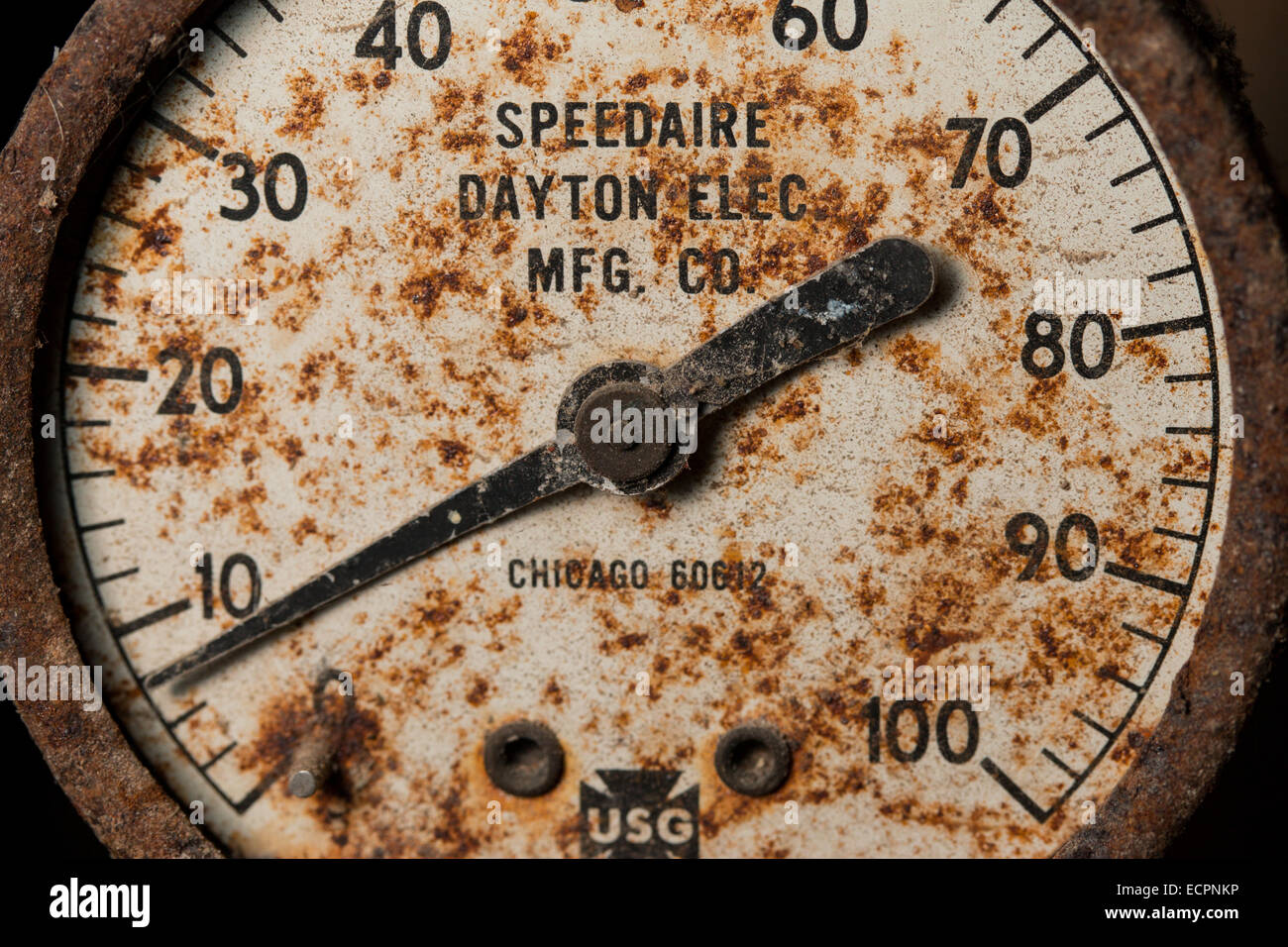 Pressure gauge rusty hi-res stock photography and images - Alamy