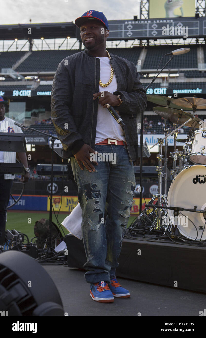 50 Cent performs live at Citi Field to kick off The New York Mets 2014 ...