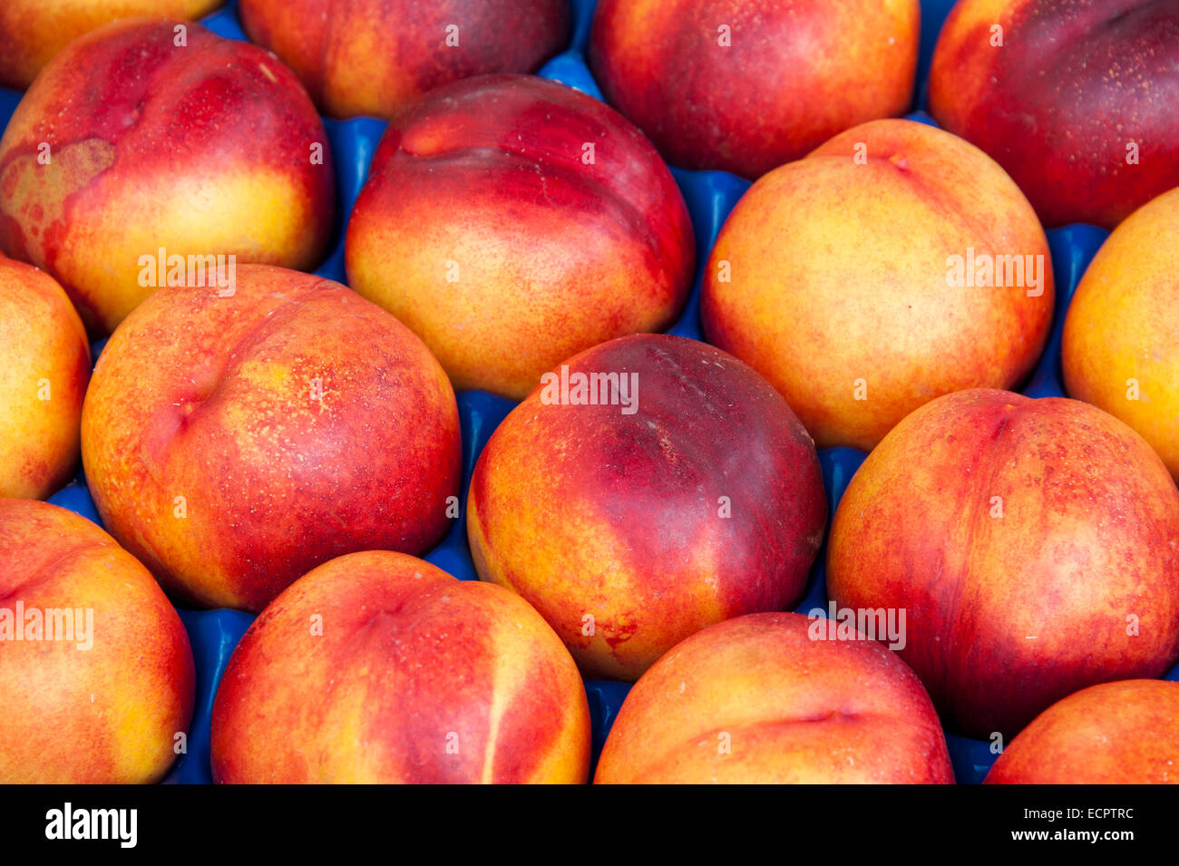 Nectarine fruits hi-res stock photography and images - Alamy