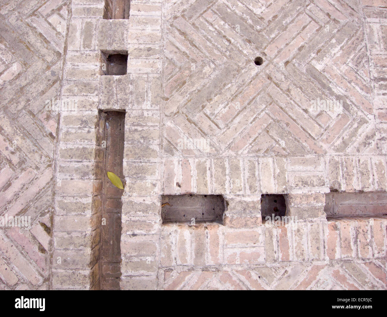 Repeated geometric hi-res stock photography and images - Alamy