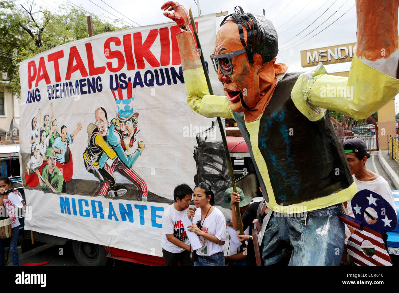 Mendiola, Manila City, Philippines. 18th December, 2014. The marchers ...