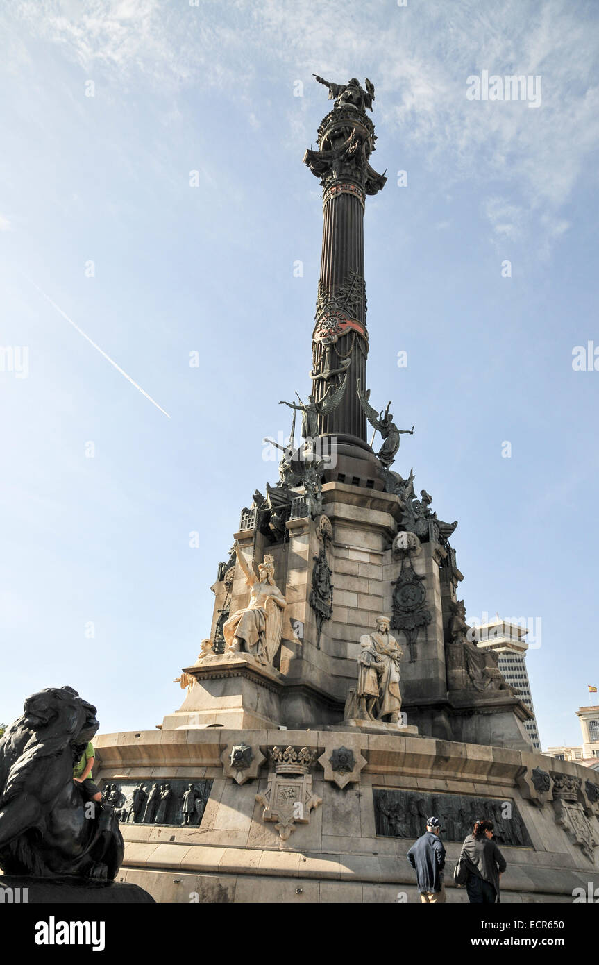 Monument to christopher colombus hi-res stock photography and images ...