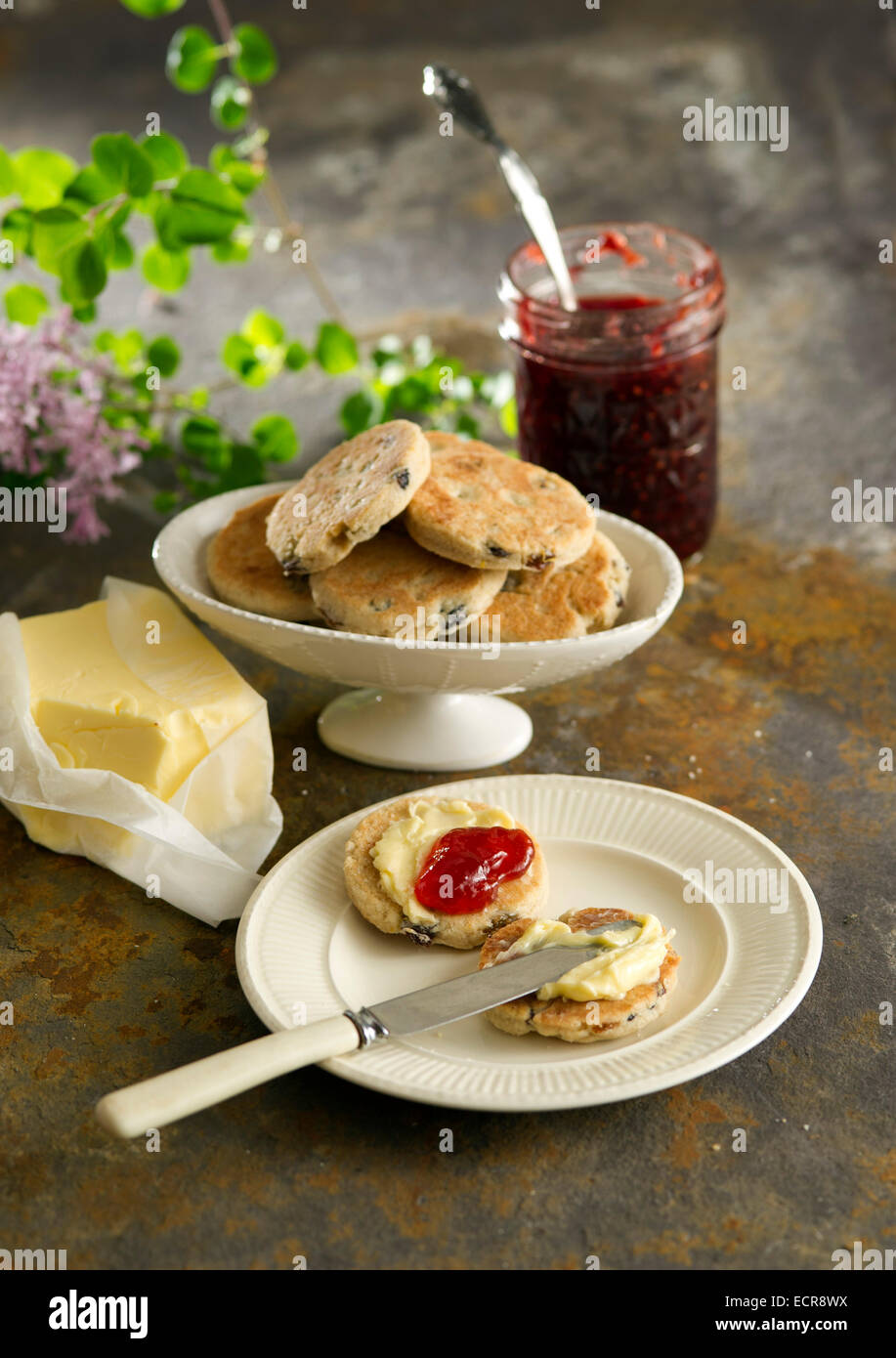 Traditional welsh cakes hi-res stock photography and images - Alamy