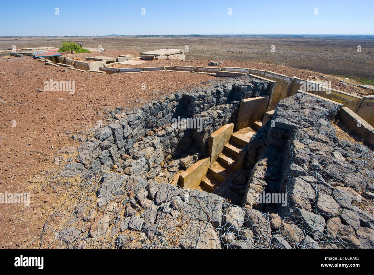 Golan heights bunker hi-res stock photography and images - Alamy
