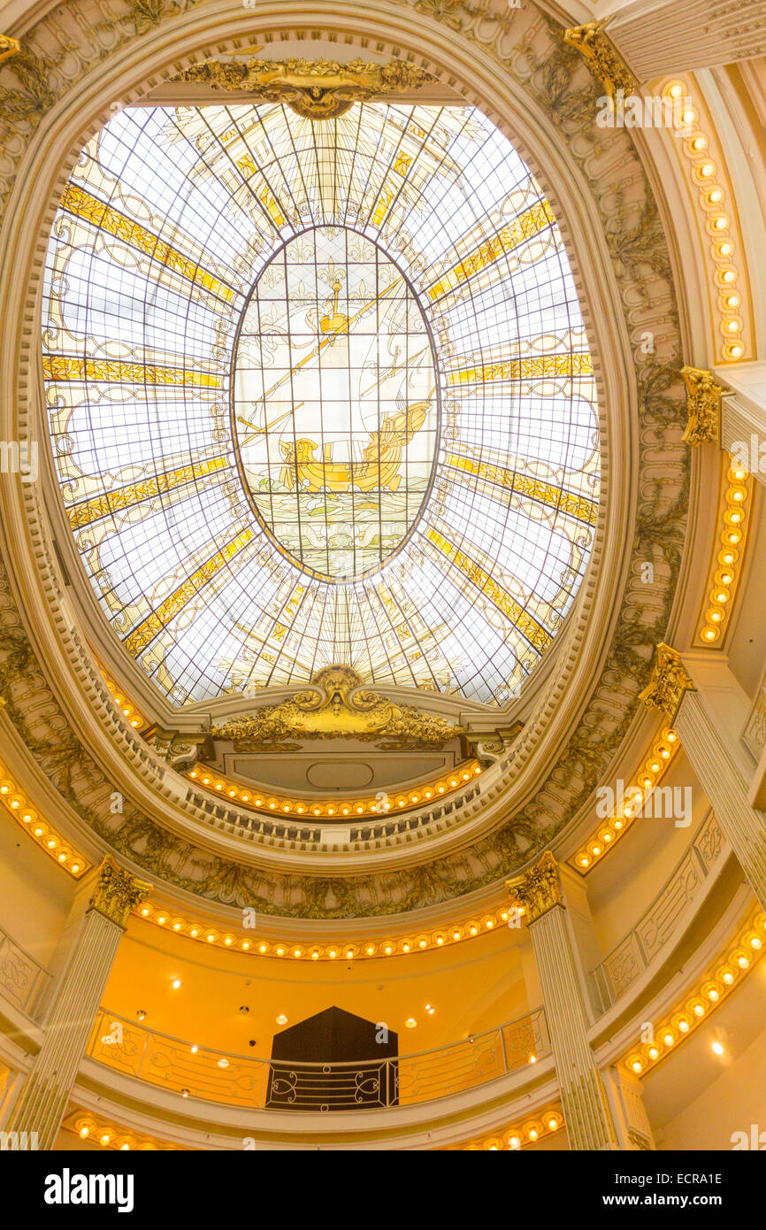 Neiman hi-res stock photography and images - Alamy