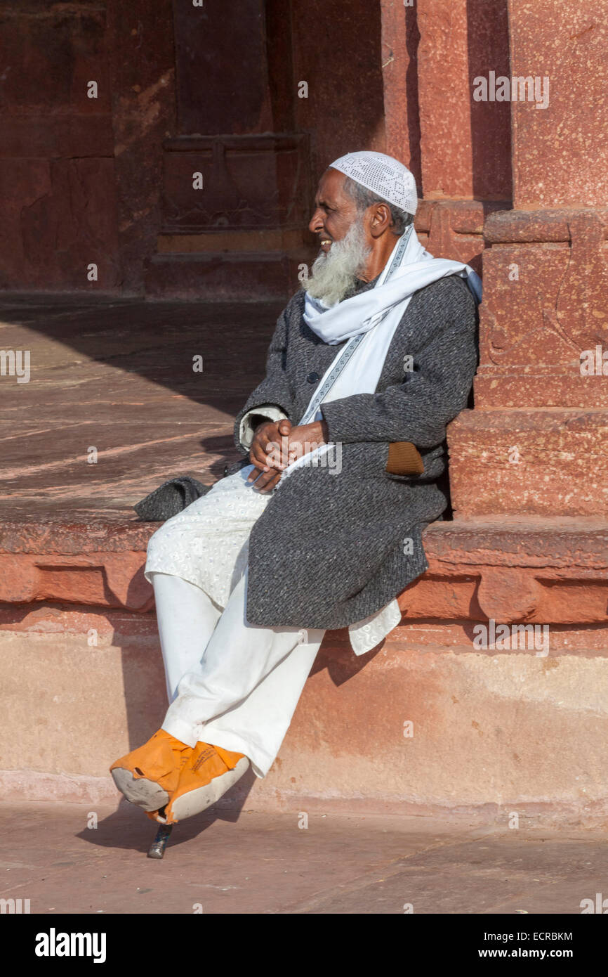 Man sitting outside hi-res stock photography and images - Alamy