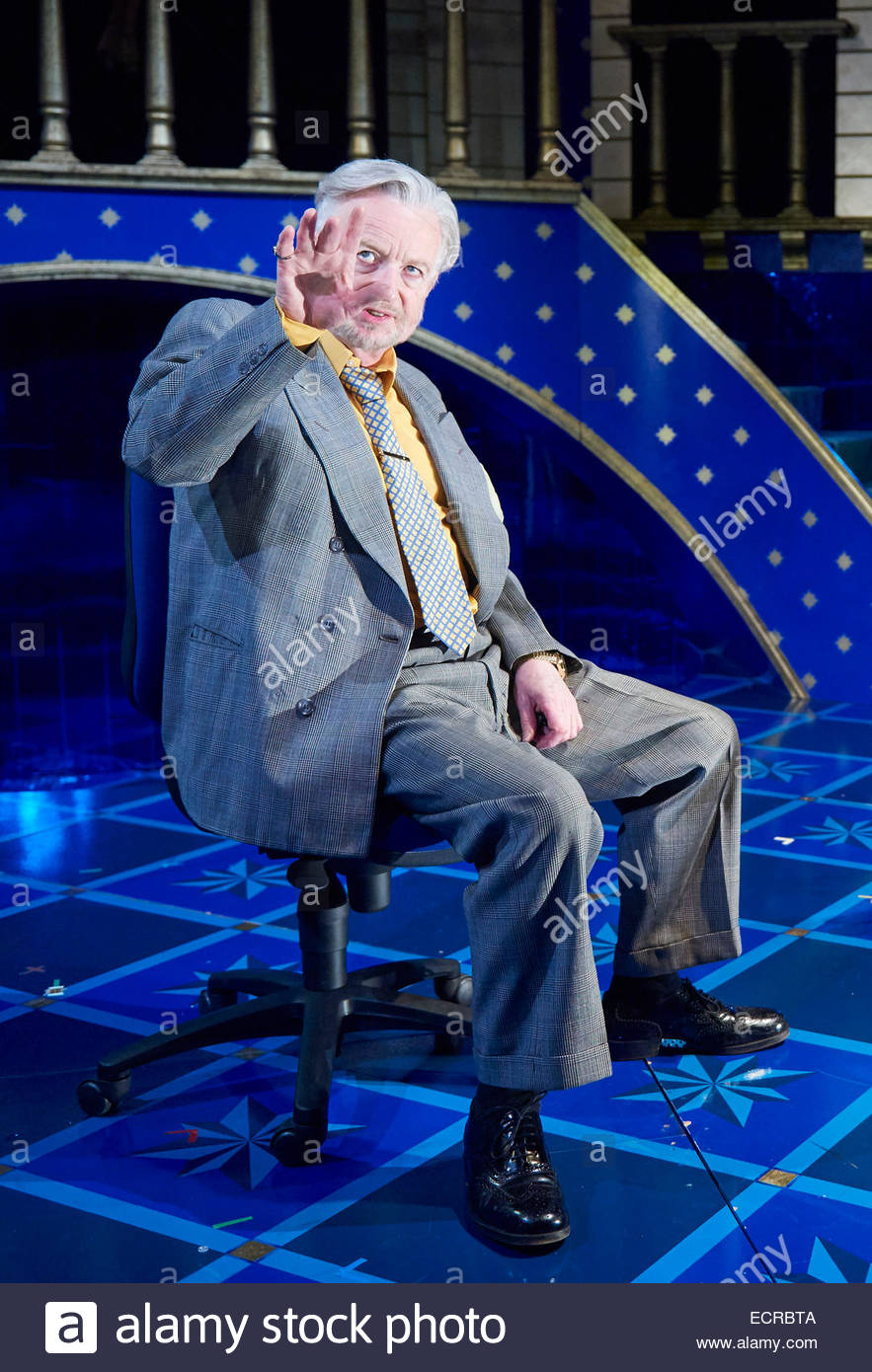 Rupert Goold Rsc High Resolution Stock Photography and Images - Alamy