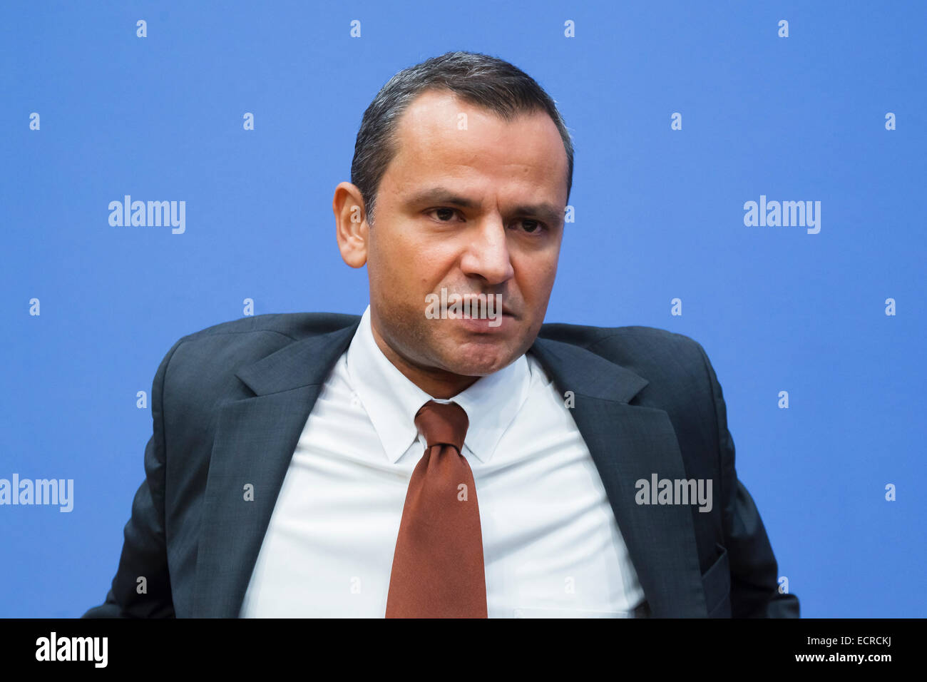 Berlin, Germany. 18th Dec, 2014. Sebastian Edathy gives statement and ...