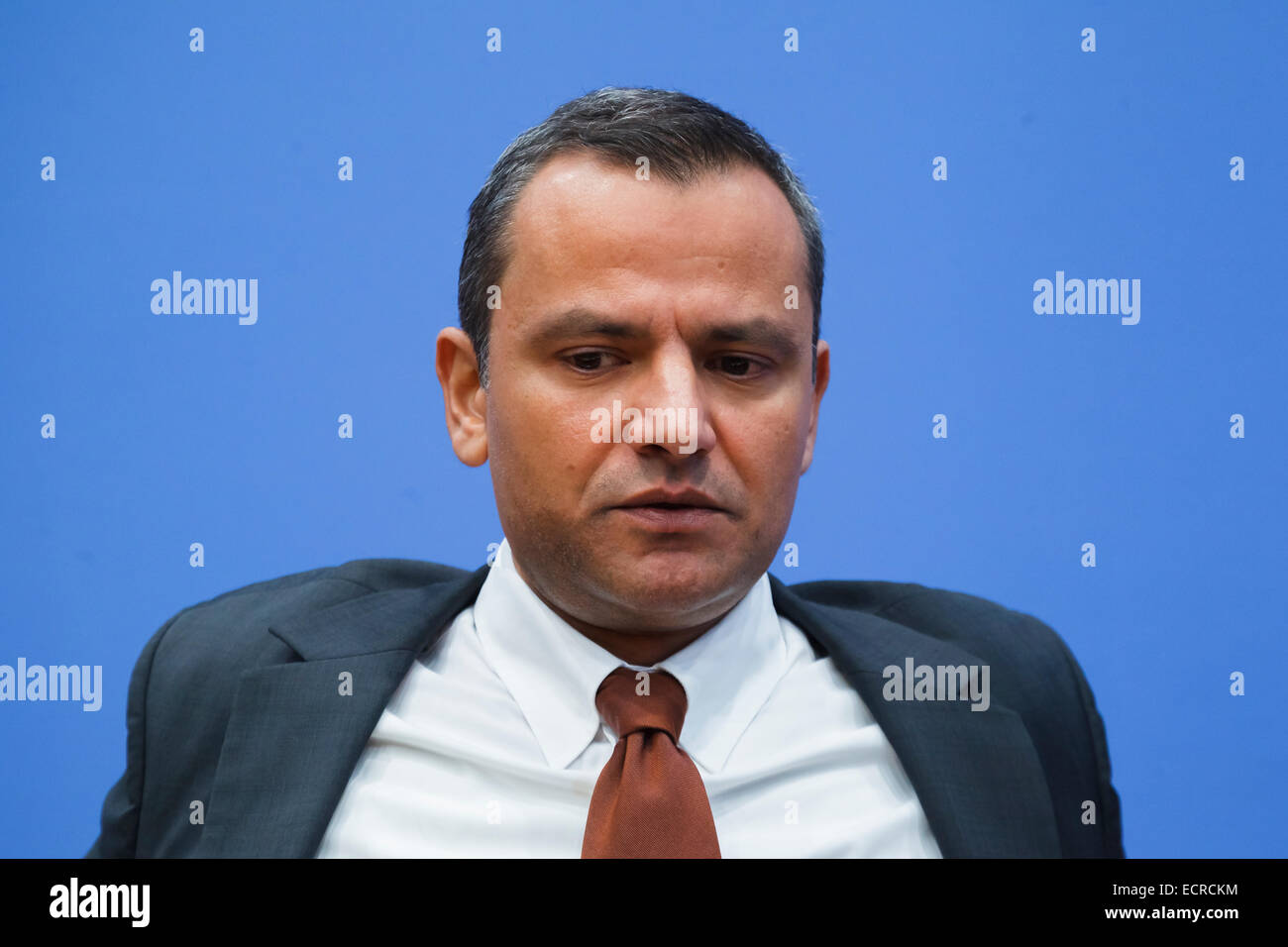 Berlin, Germany. 18th Dec, 2014. Sebastian Edathy gives statement and ...