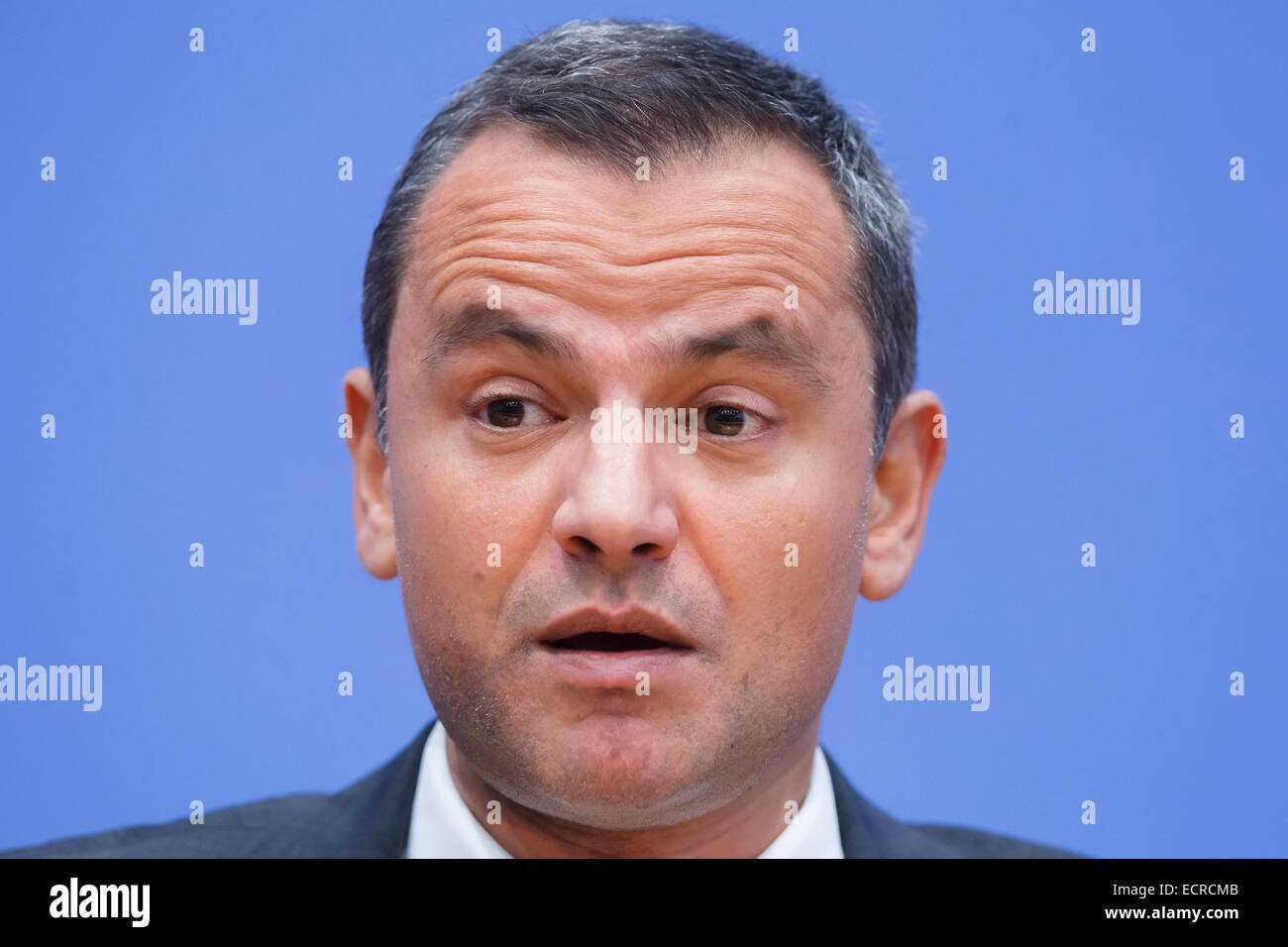 Berlin, Germany. 18th Dec, 2014. Sebastian Edathy gives statement and ...