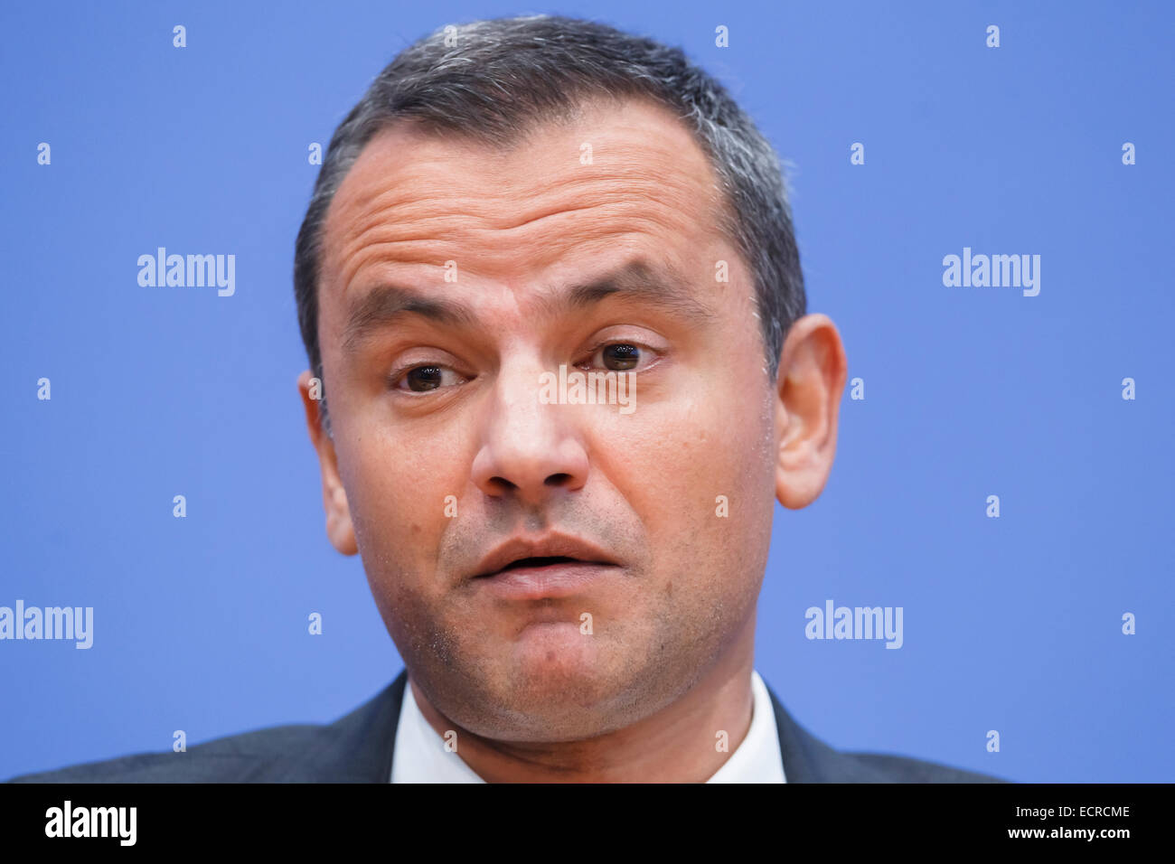 Berlin, Germany. 18th Dec, 2014. Sebastian Edathy gives statement and ...