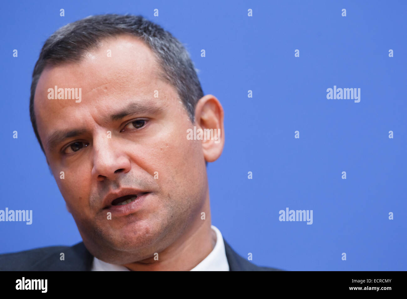 Berlin, Germany. 18th Dec, 2014. Sebastian Edathy gives statement and ...