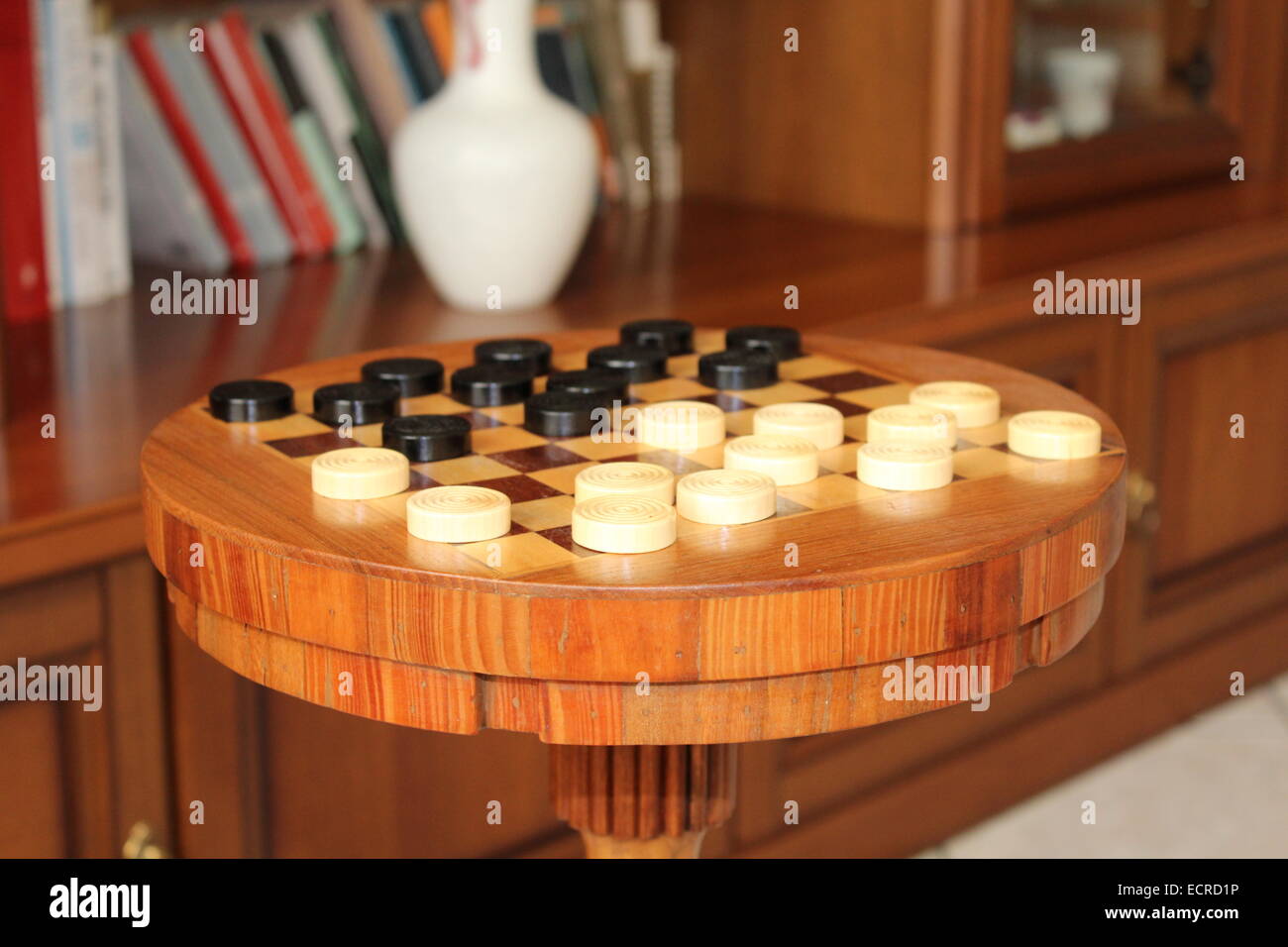 Chess and checkers house hi-res stock photography and images - Alamy
