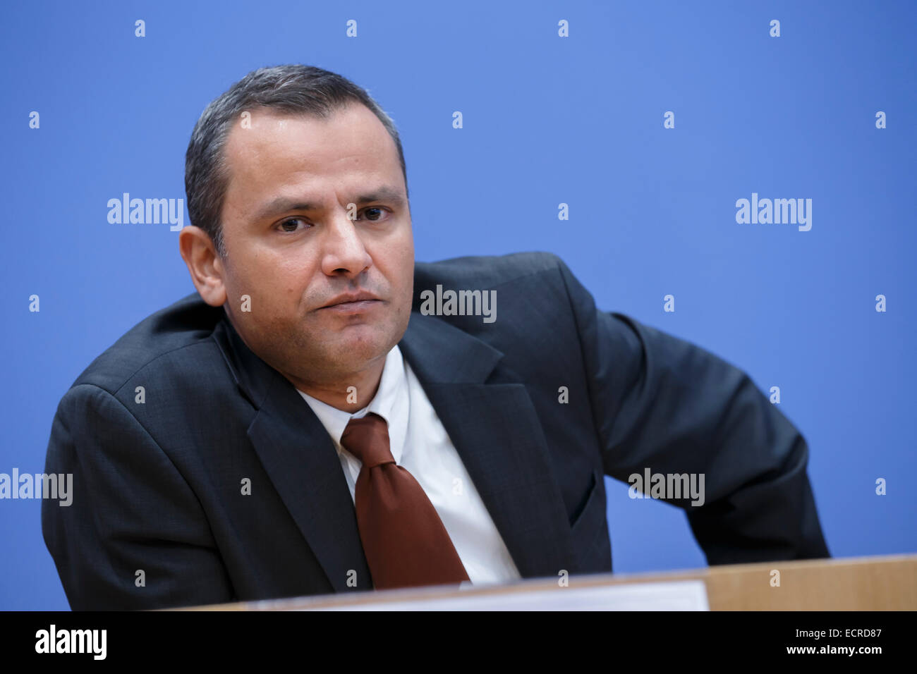 Berlin, Germany. 18th Dec, 2014. Sebastian Edathy gives statement and ...