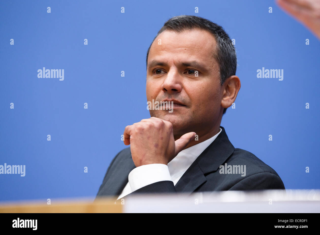 Berlin, Germany. 18th Dec, 2014. Sebastian Edathy gives statement and ...