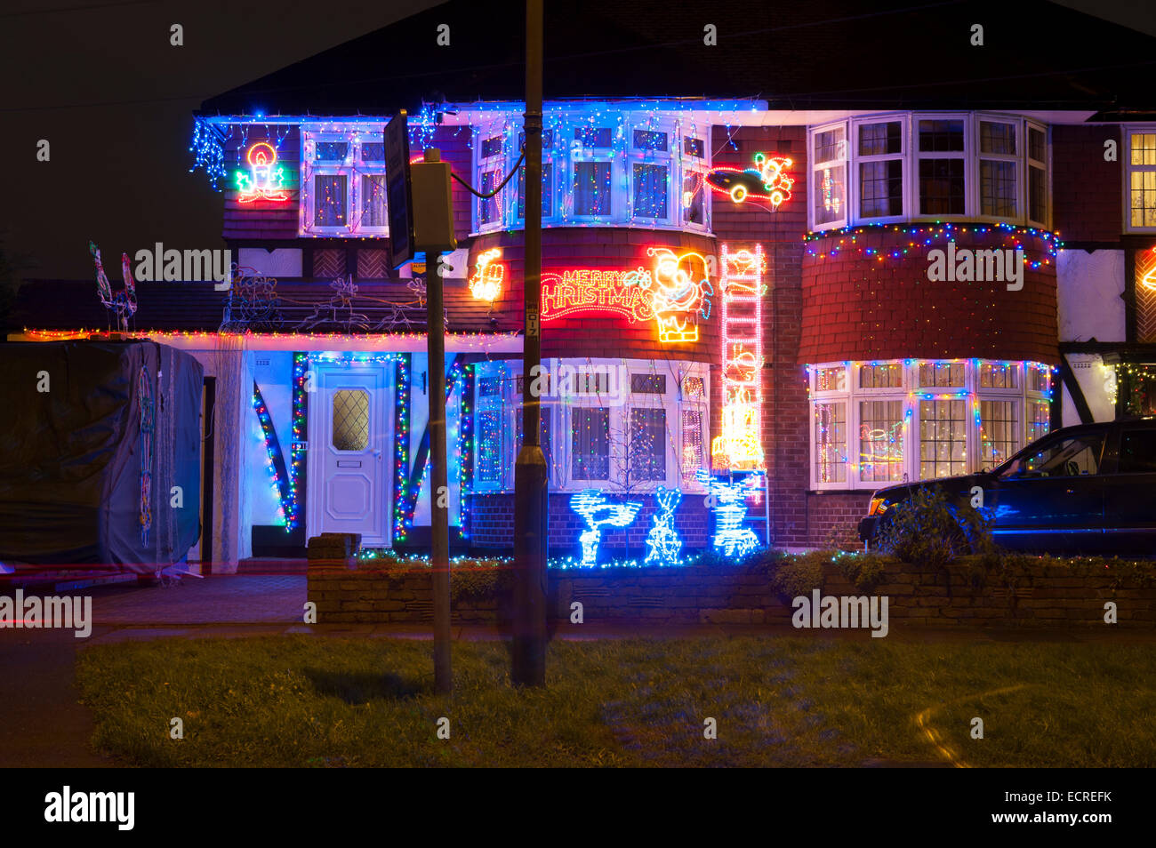 Lower Morden, Surrey, UK. 18th December, 2014. Residents of Lower ...