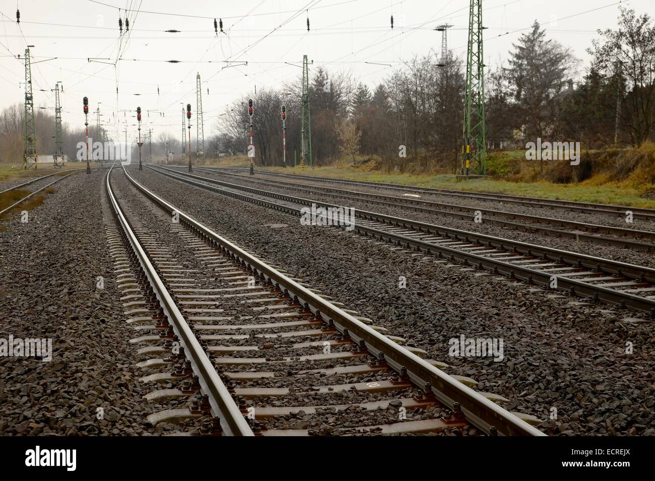 Rail track bend hi-res stock photography and images - Alamy