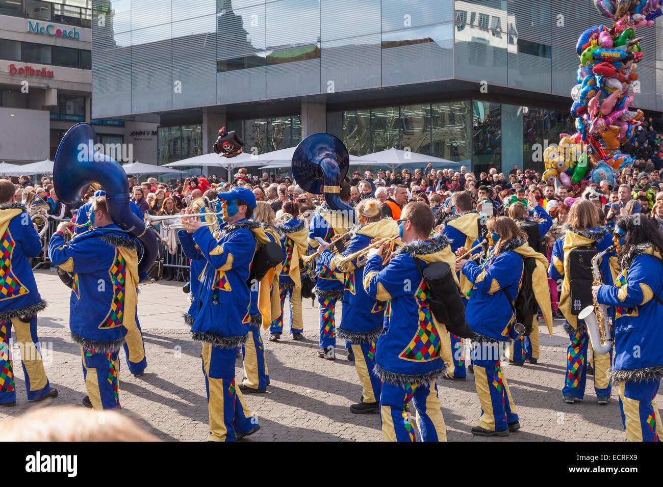 Procession to the carnival hi-res stock photography and images - Alamy