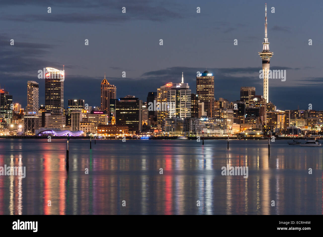 Auckland CBD at night Stock Photo - Alamy