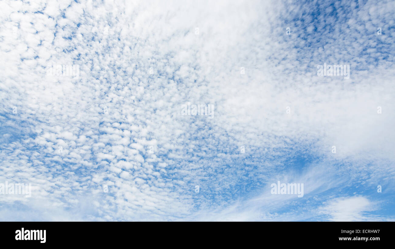 Thin cloud layer hi-res stock photography and images - Alamy