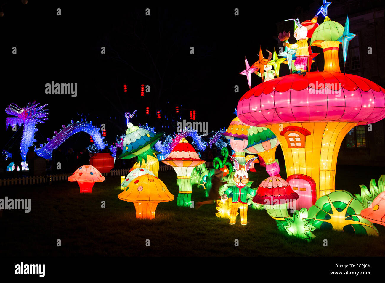 Longleat Festival of Light, Chinese Lion Lanterns Display at Longleat ...