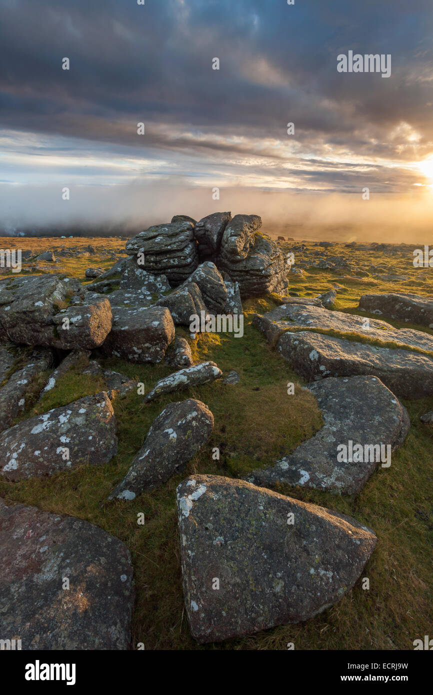 Sunrise at Sheepstor near Dousland. Dartmoor National Park, Devon ...