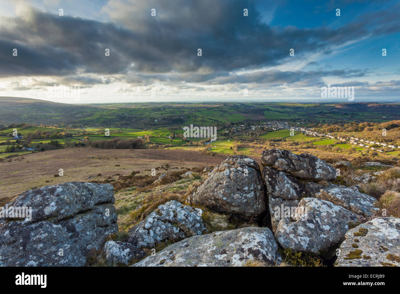 Afternoon at Easdon Tor, Dartmoor National Park, Devon, England Stock ...
