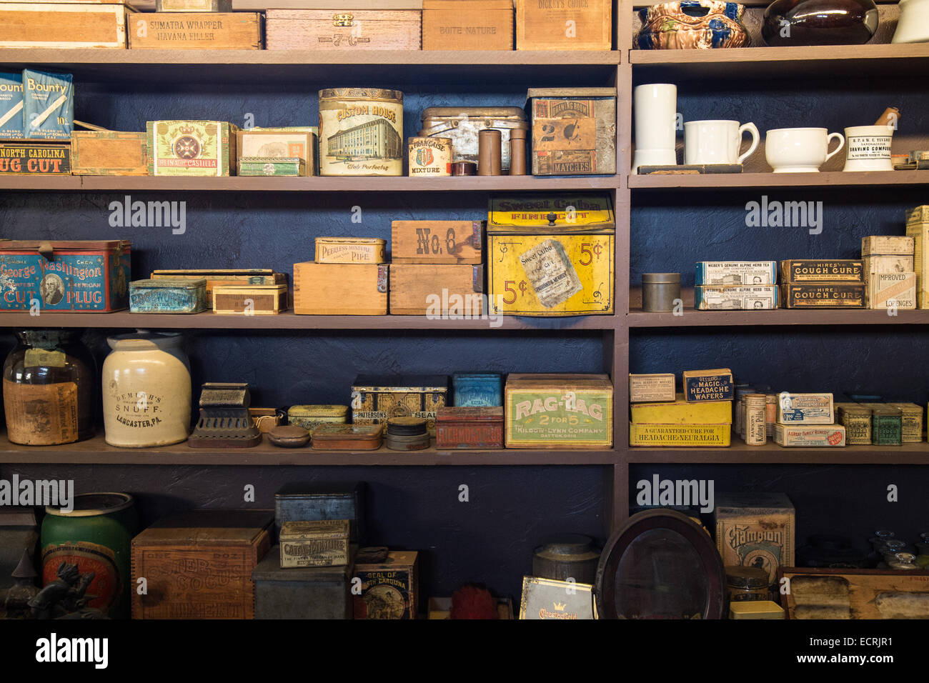 Pharmacy shelves poster hi-res stock photography and images - Alamy