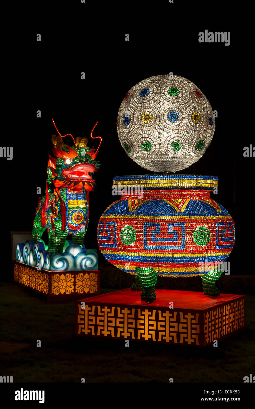 Longleat Festival of Light, Chinese Lion Lanterns Display at Longleat ...