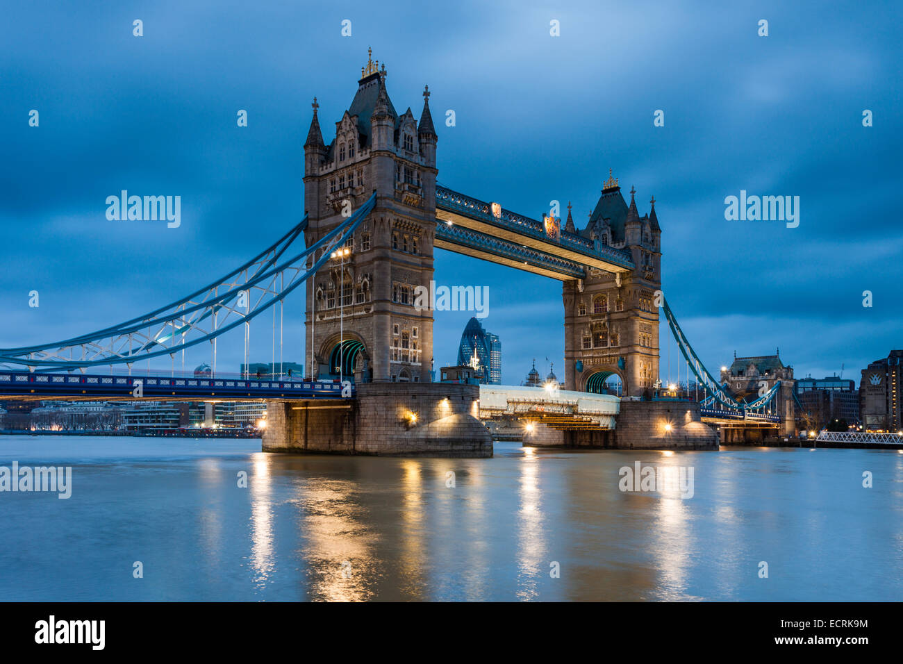 London iconic dawn hi-res stock photography and images - Alamy