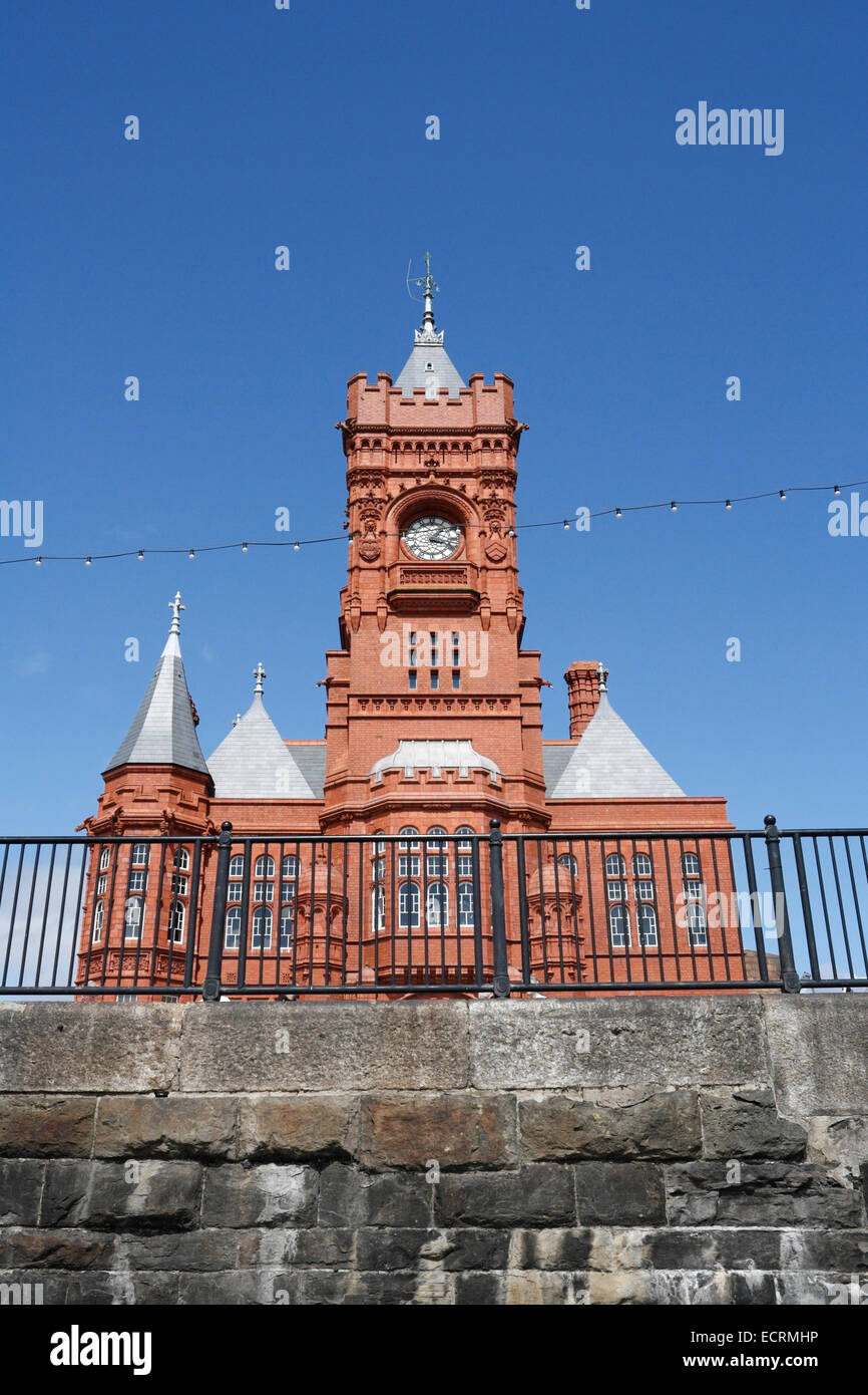 Cardiff bay pierhead building national hi-res stock photography and ...