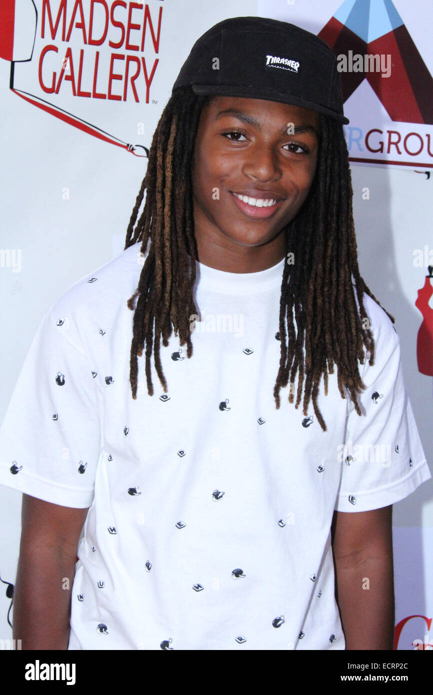 'I heaART LA' Charity Event at Jeanie Madsen Gallery Featuring: DJ ...