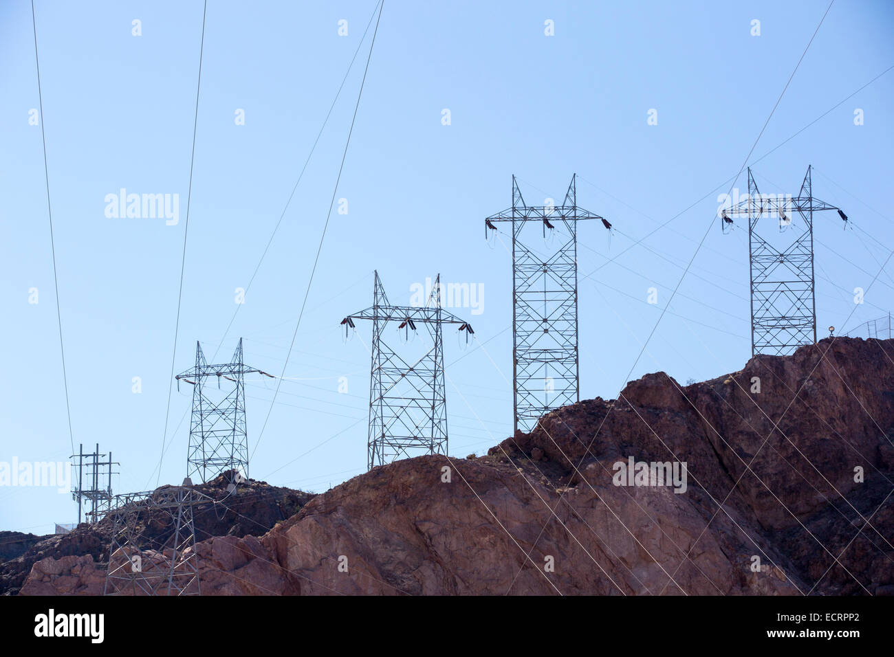 Electricity pylons america hi-res stock photography and images - Alamy