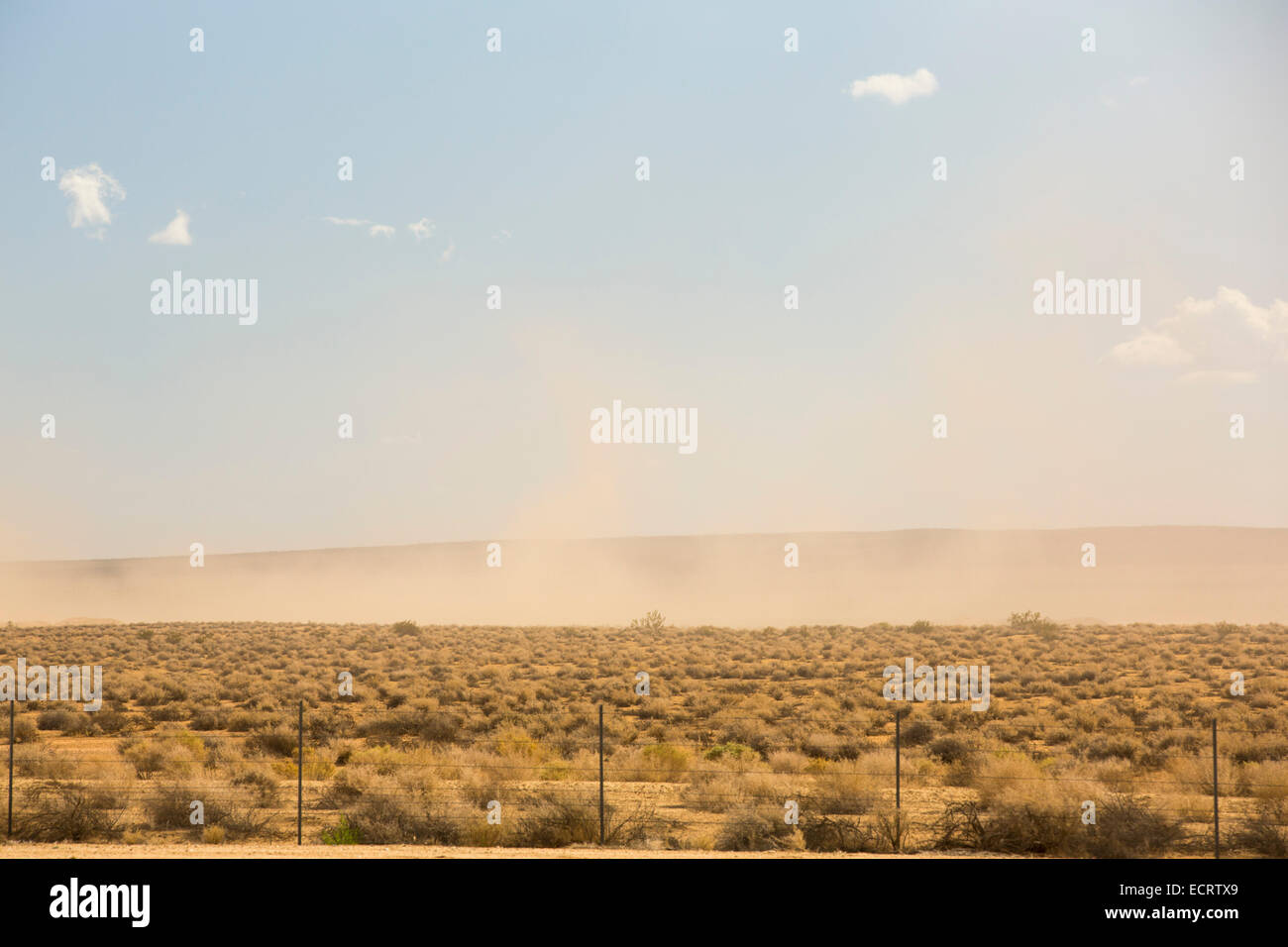 Dust storm in mojave desert hi-res stock photography and images - Alamy